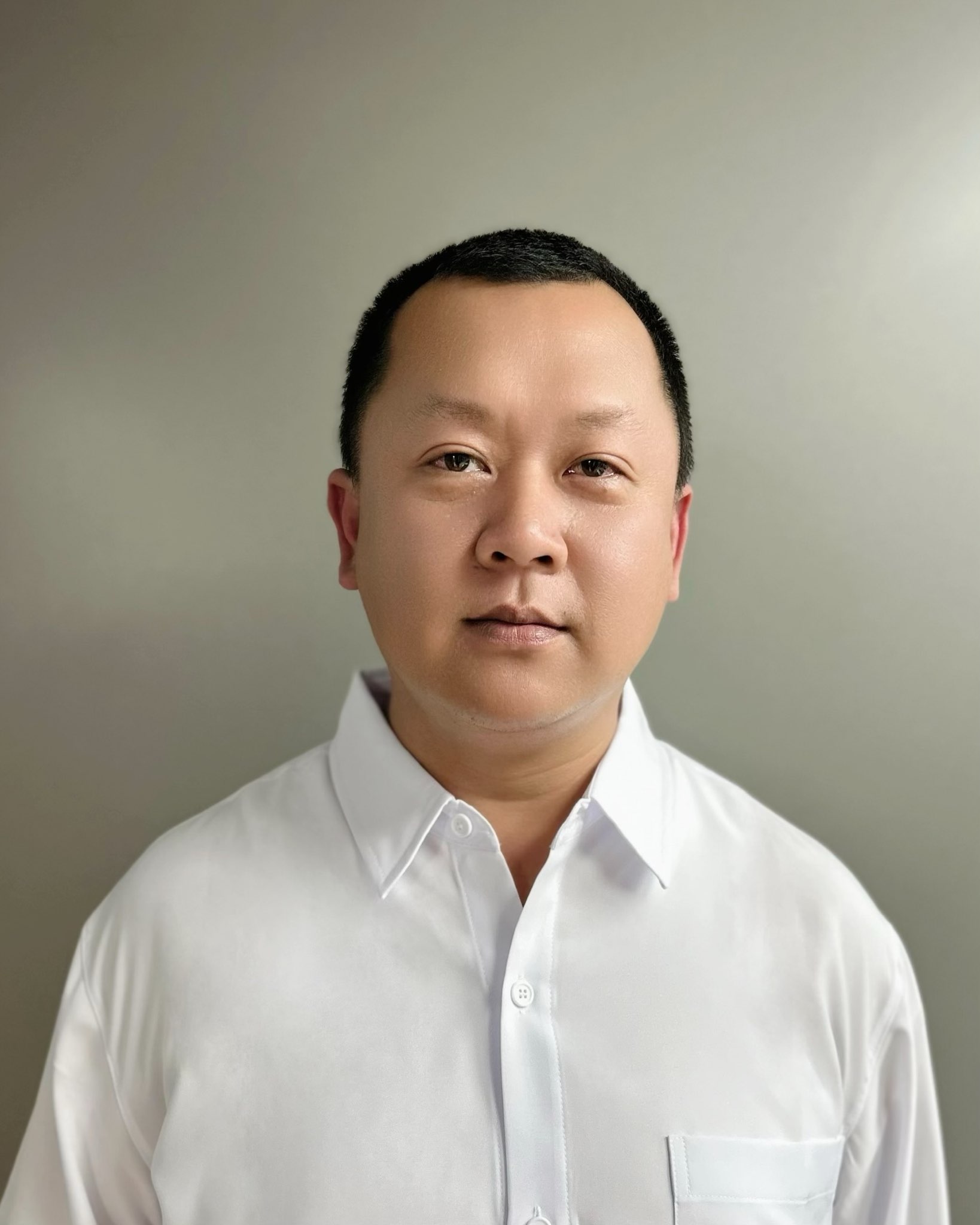 Employee - Chain-Ray